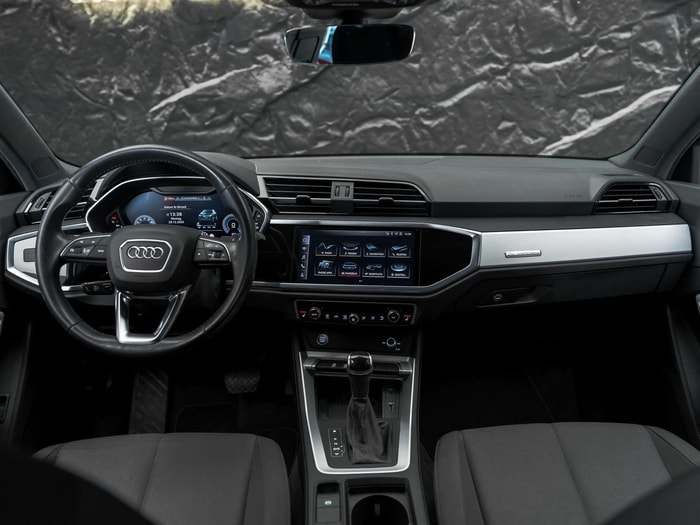 AUDI Q3 40 TFSI advanced quattro S-tronic *CH-Fahrzeug*LED Dynamik*ACC ...
