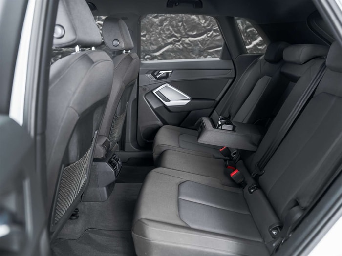 AUDI Q3 40 TFSI advanced quattro S-tronic *CH-Fahrzeug*LED Dynamik*ACC ...