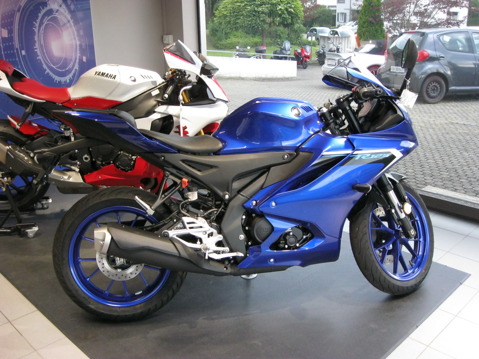 YAMAHA YZF-R 125 ABS Kaufen