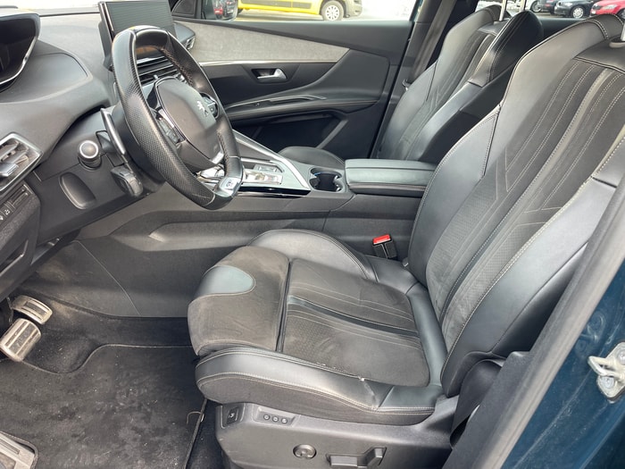 PEUGEOT 3008 1.5 BlueHDi GT Pack EAT8 À vendre