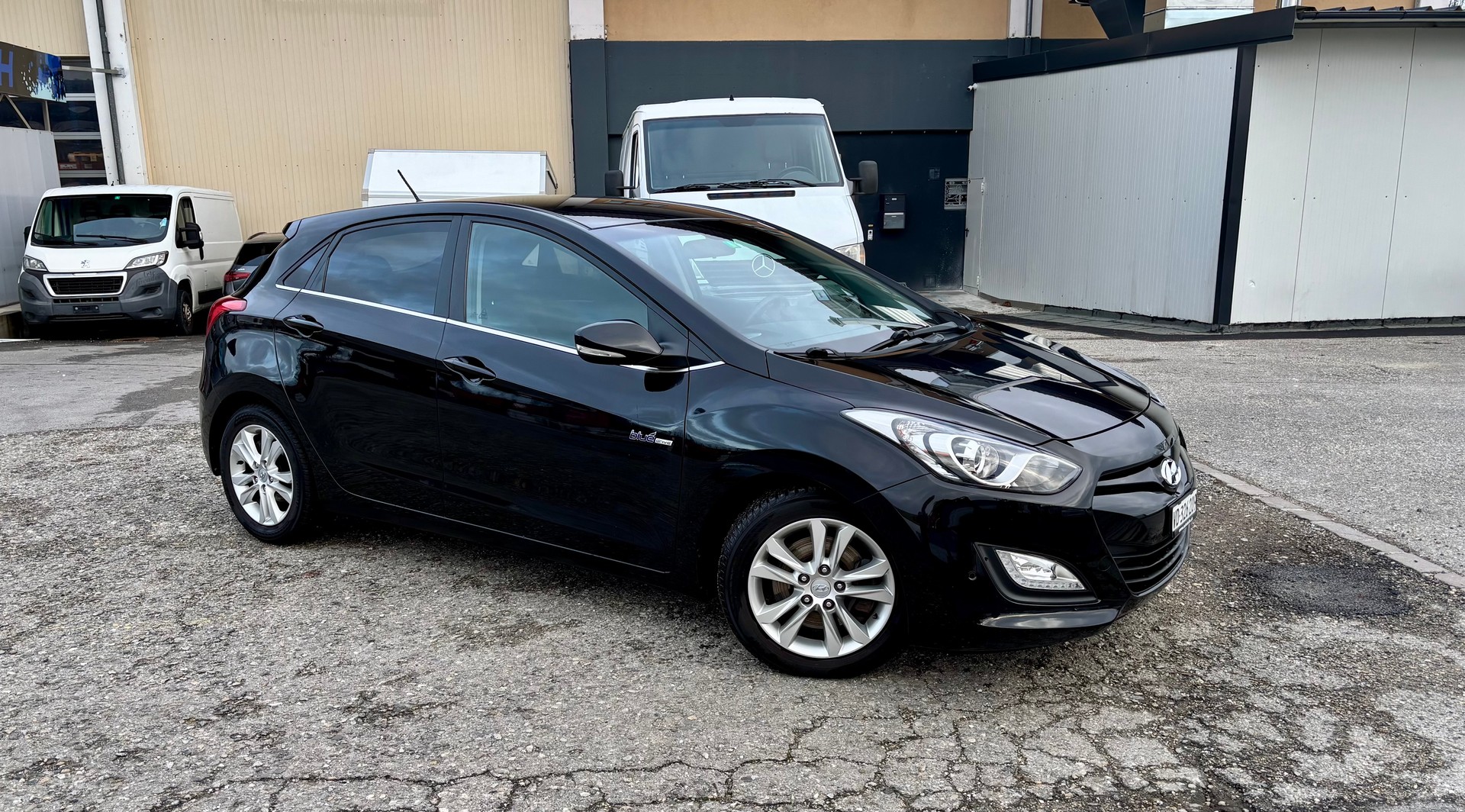HYUNDAI i30 1.6 GDI Premium Kaufen