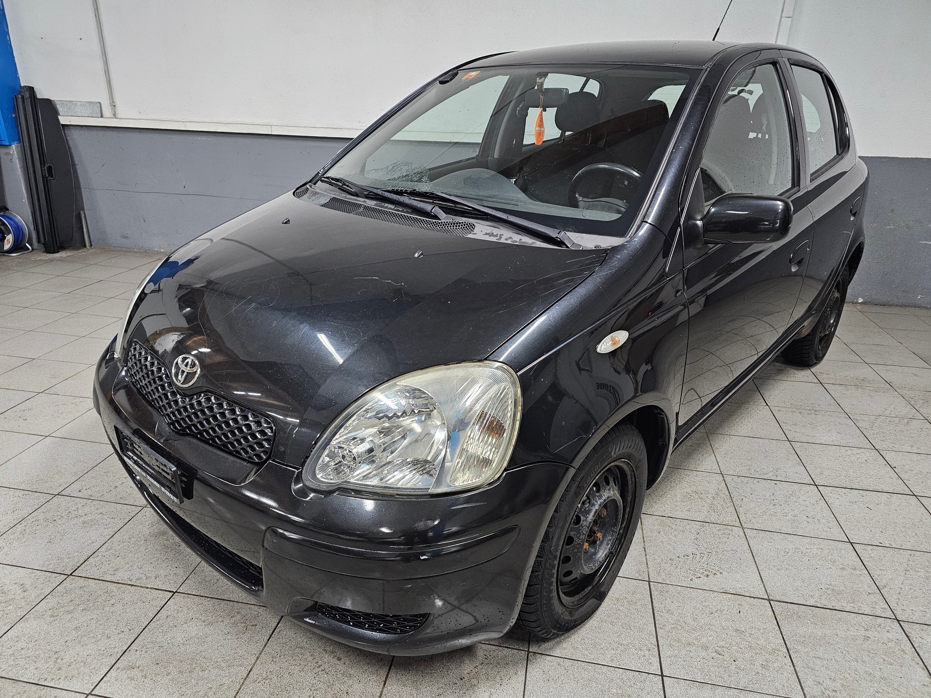 TOYOTA Yaris 1.3 Linea Sol Kaufen