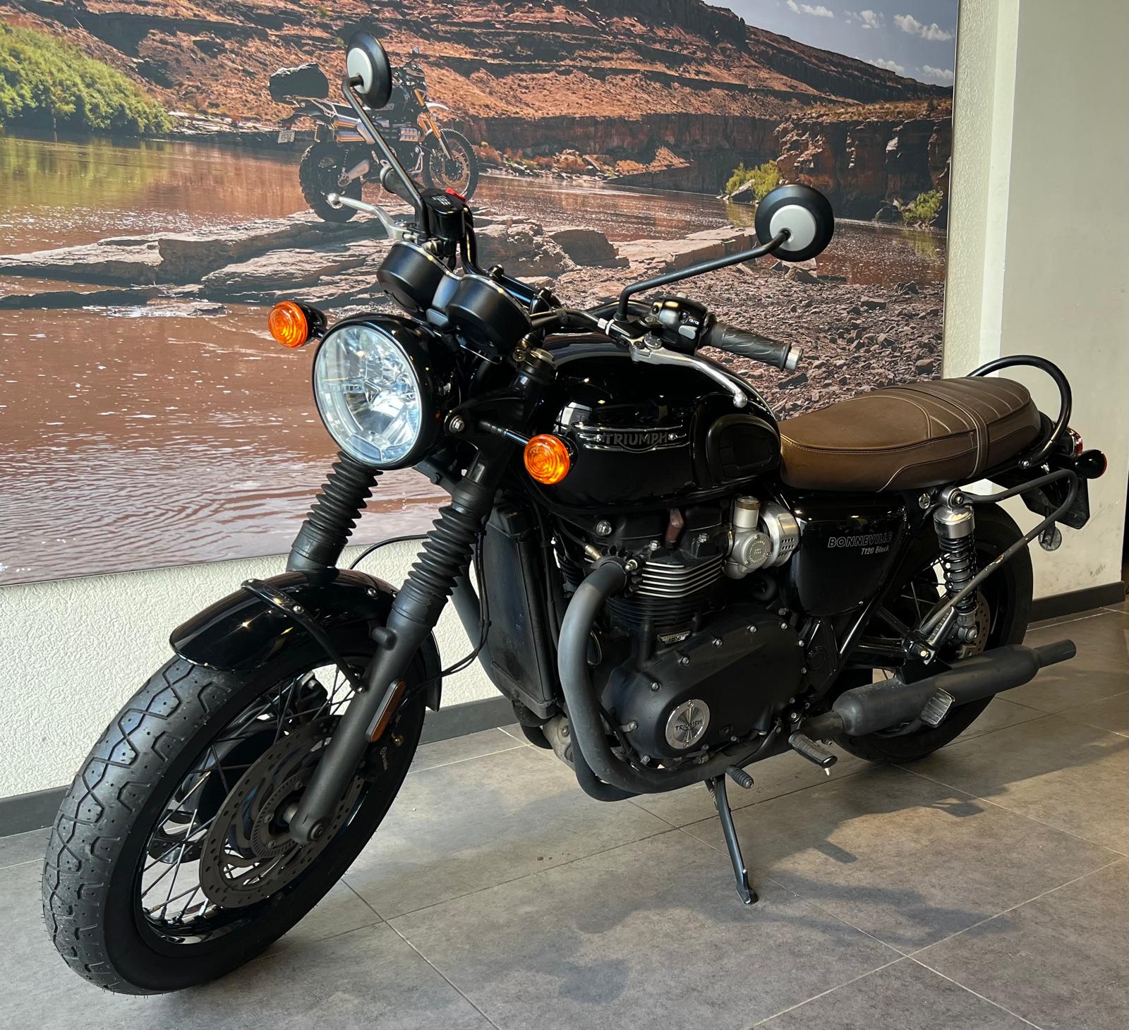 TRIUMPH Bonneville T120 Black À vendre
