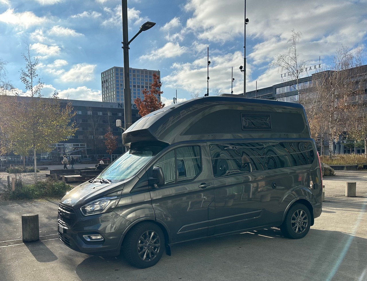 FORD Nugget Plus L2H2 Hochdach / 150PS AUT / LIMITED / FINAL EDITION À ...