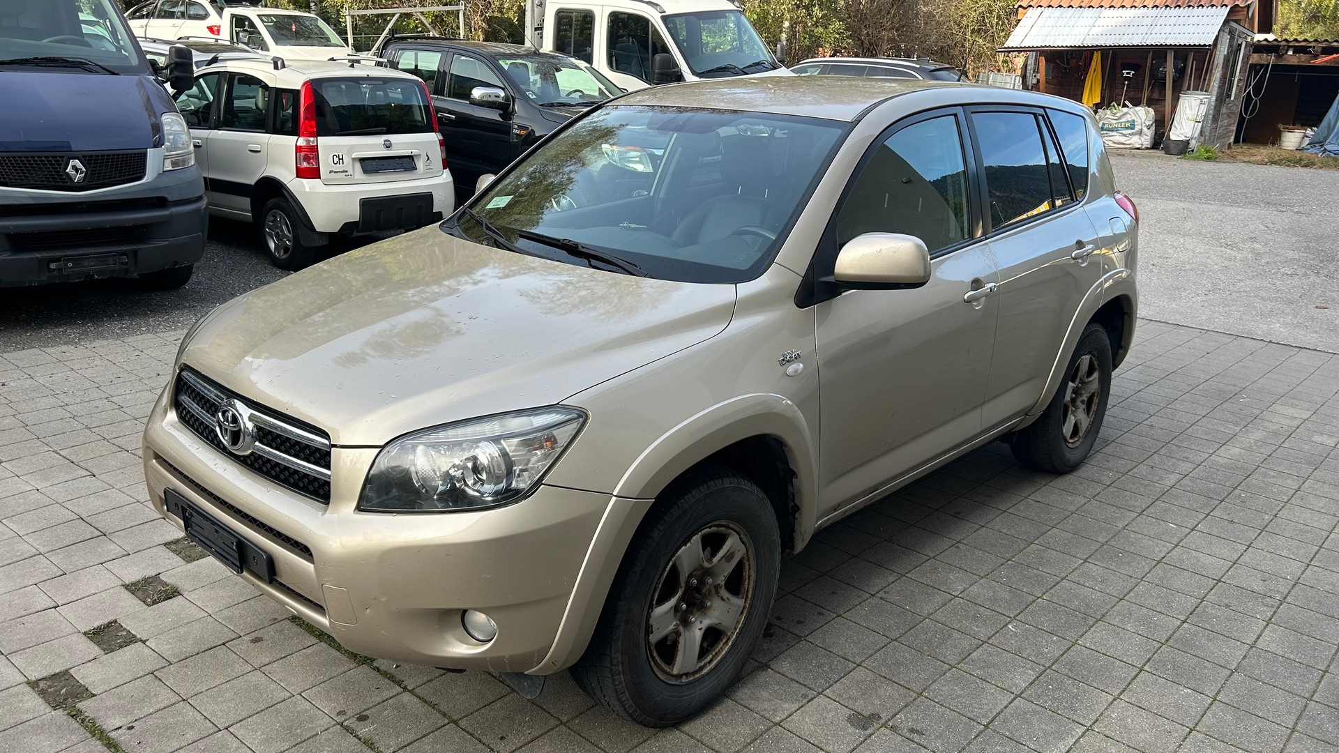 TOYOTA RAV-4 2.2D-4 D CleanPower Linea Sol Kaufen