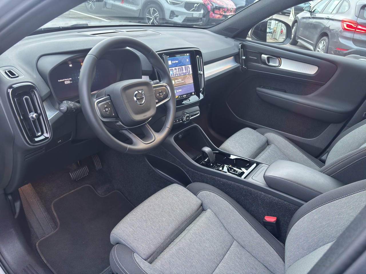 VOLVO XC40 2.0 B4 MH Plus Dark Kaufen