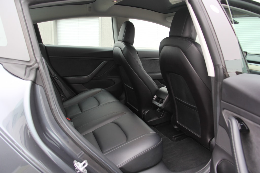 TESLA Model 3 Long Range *AHK*8-fach*Dachträger*Top Zustand* À vendre