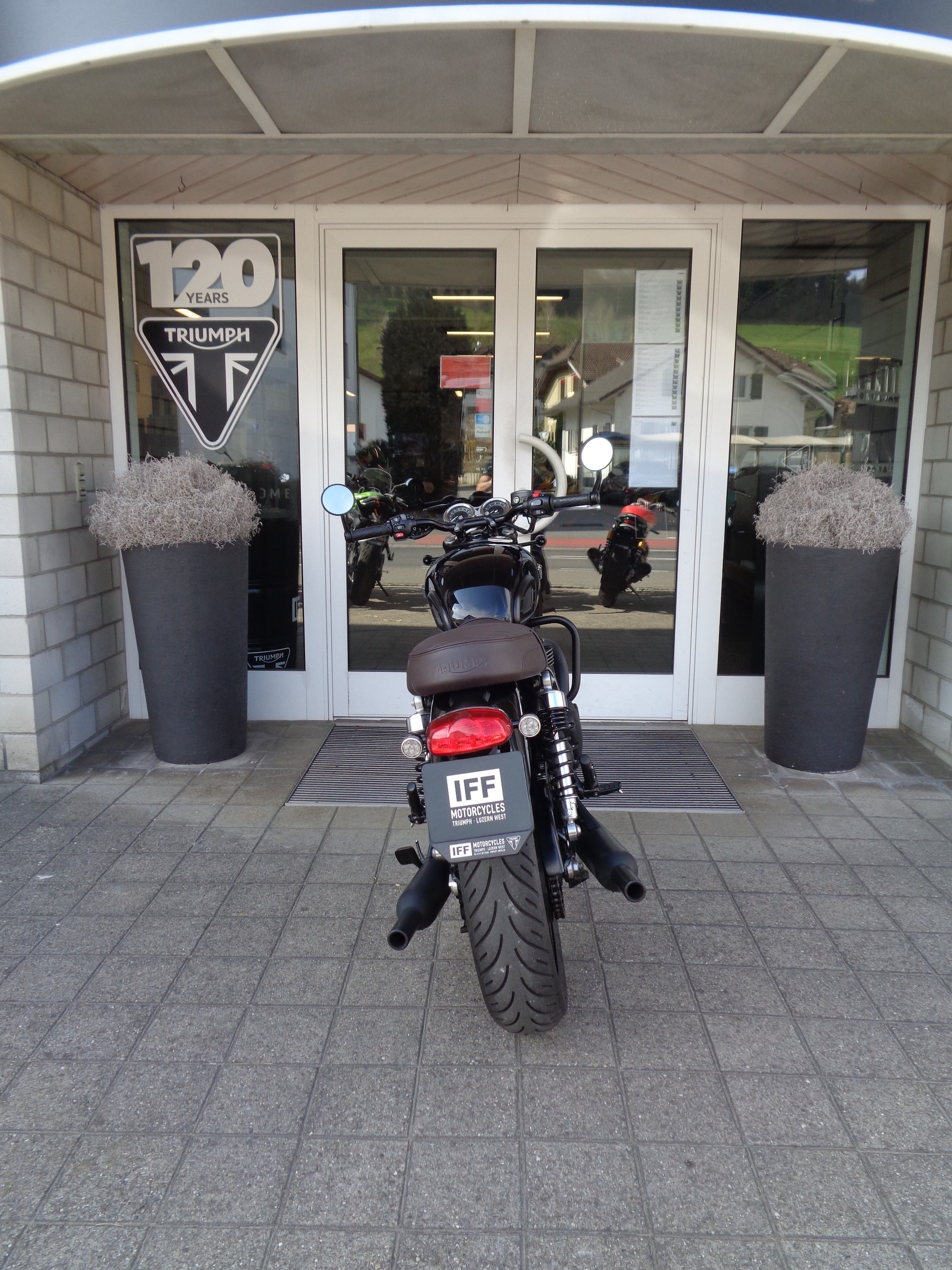 TRIUMPH Bonneville T120 Black Kaufen