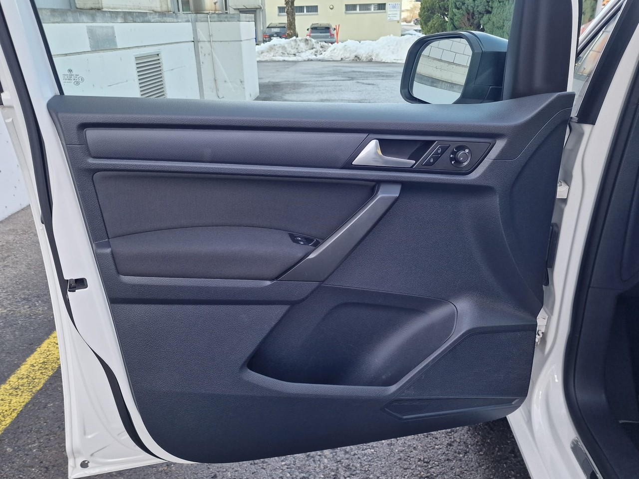 VW Caddy 2.0 TDI Generation Four DSG Kaufen