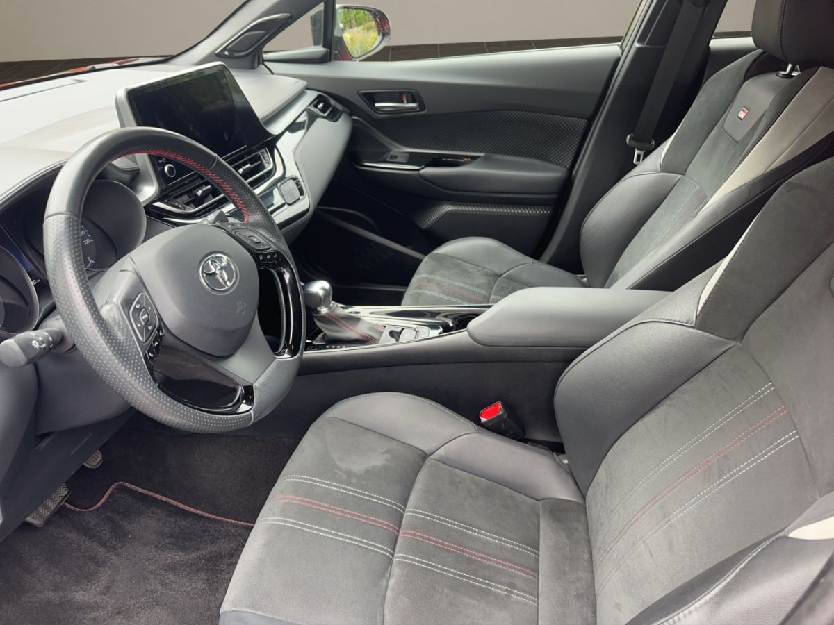 TOYOTA C-HR 2.0 VVTi HSD GR Sport Kaufen