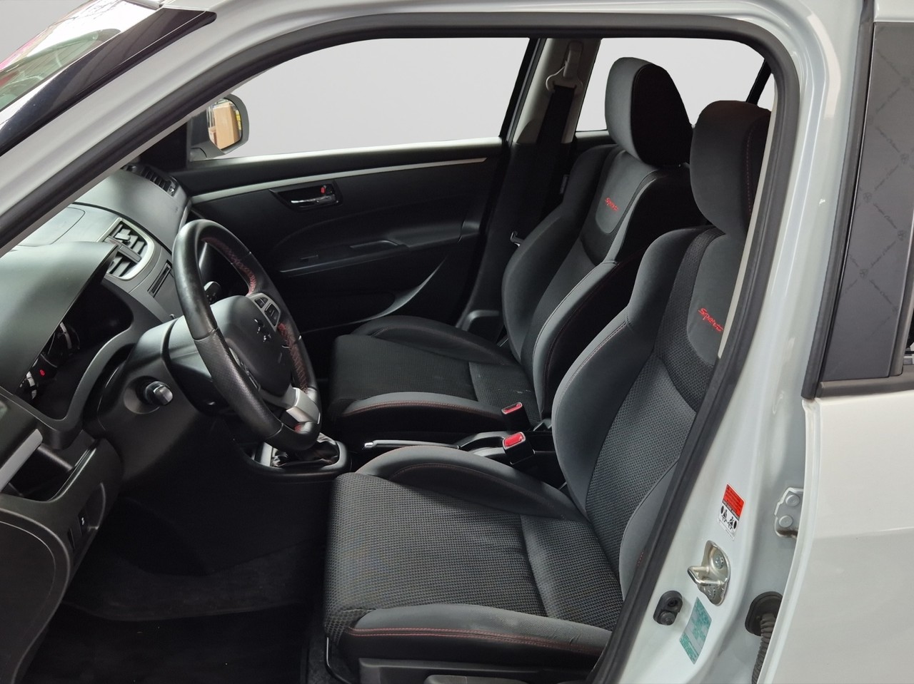 SUZUKI Swift 1.6i 16V Sport Sergio Cellano Top À vendre