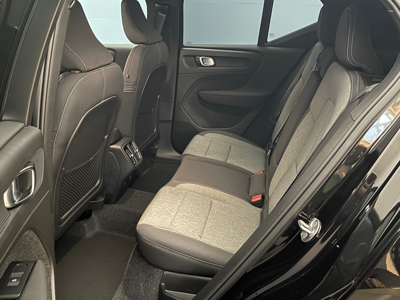 VOLVO XC40 2.0 B3 MH Core Kaufen