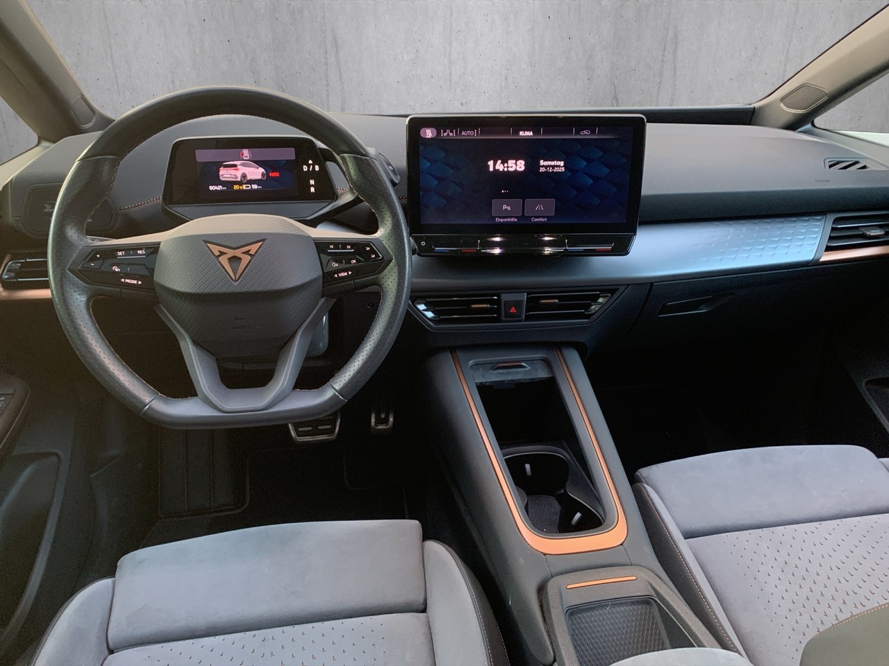 CUPRA Born El Primero Tres Kaufen