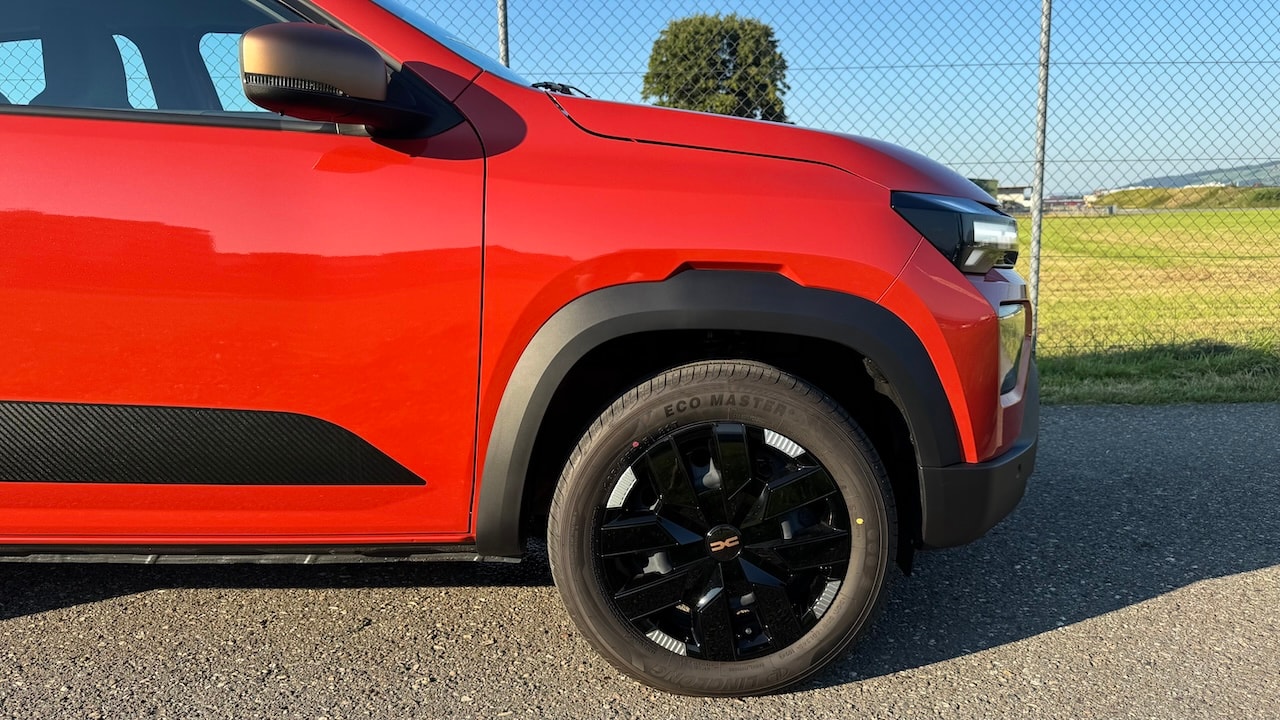 DACIA NEW SPRING 2025 MODELL 27 kWh 65 EXTREME * VOLLAUSSTATTUNG ...