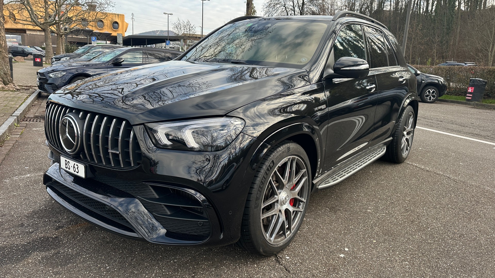 MERCEDES-BENZ GLE 63 S AMG, Werkgarantie, 4Matic+ 9G-Speedshift Kaufen