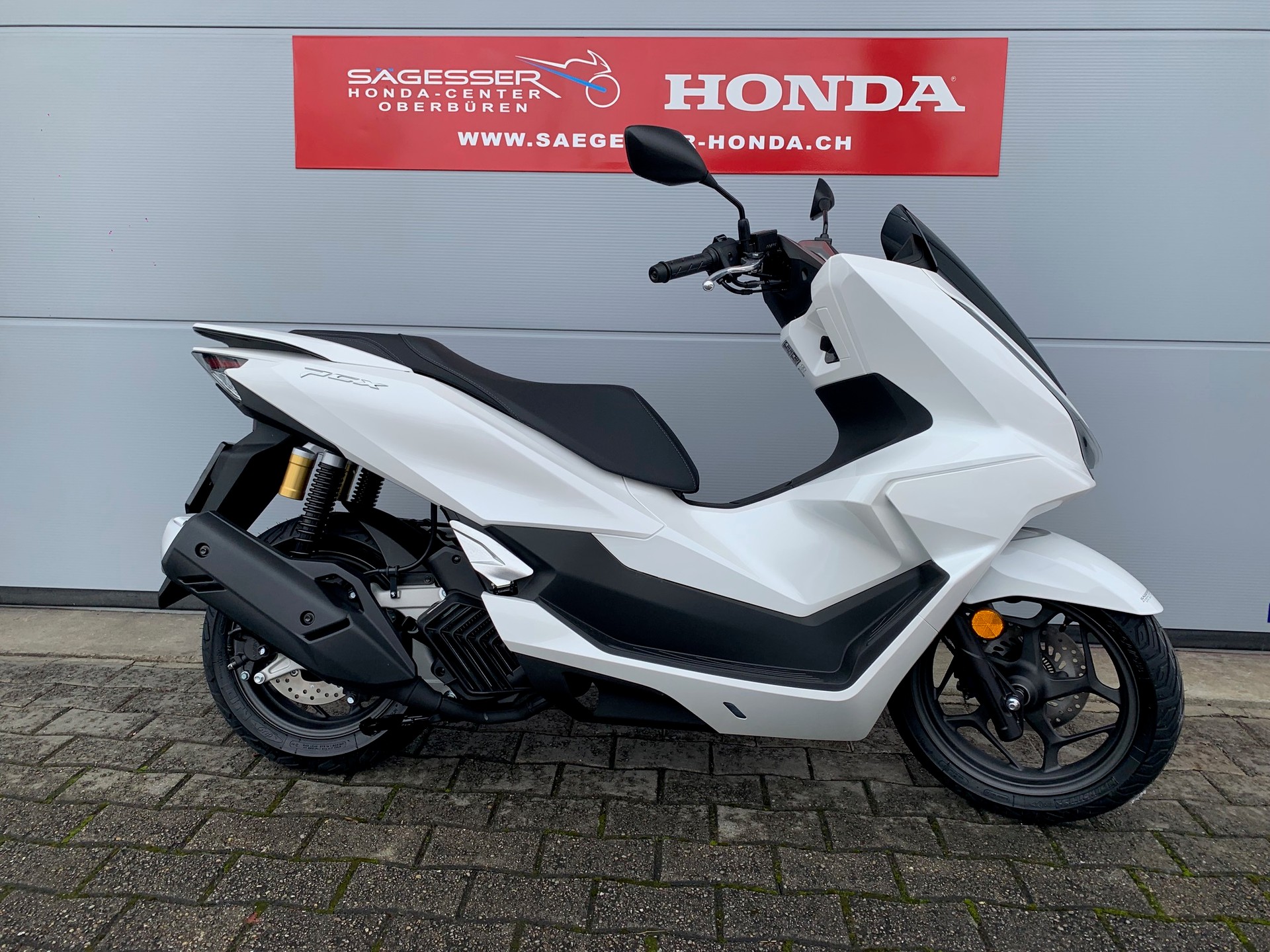 HONDA PCX 125 i ABS DELUXE 2025 Acquistare in vendita