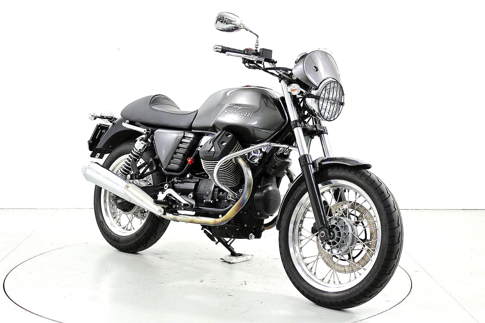 MOTO GUZZI V7 Kaufen