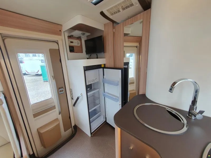 BÜRSTNER IXEO I 736 Kaufen