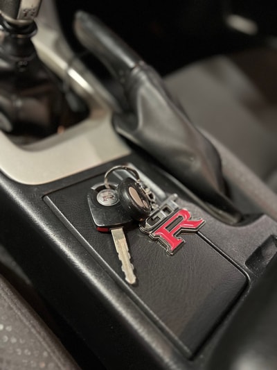 NISSAN Skyline R34 GT-R V-Spec Kaufen