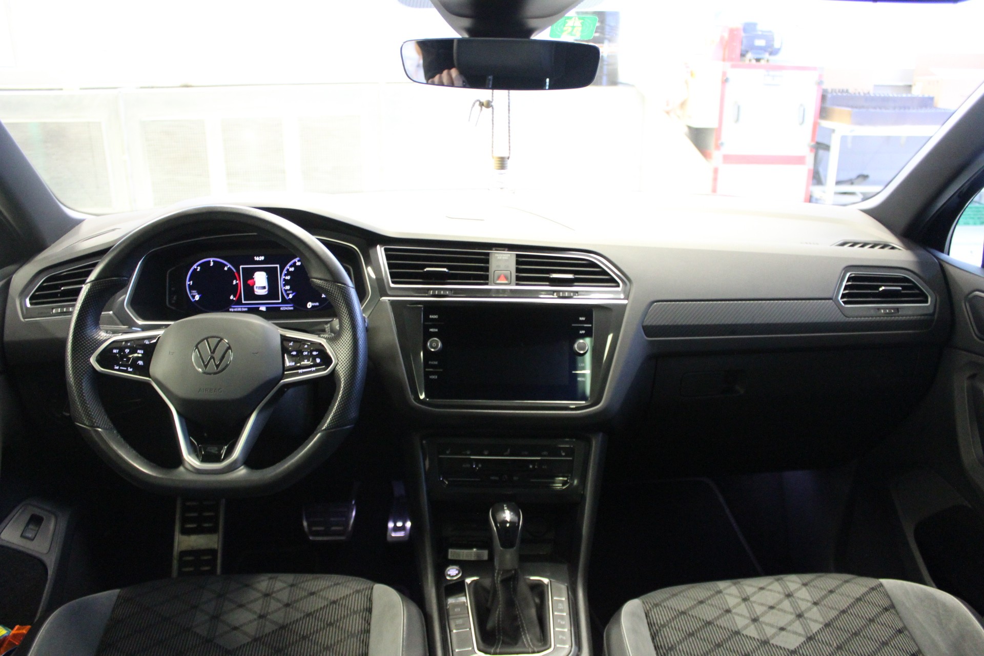 VW TDI SCR R-Line DSG Black Style Kaufen