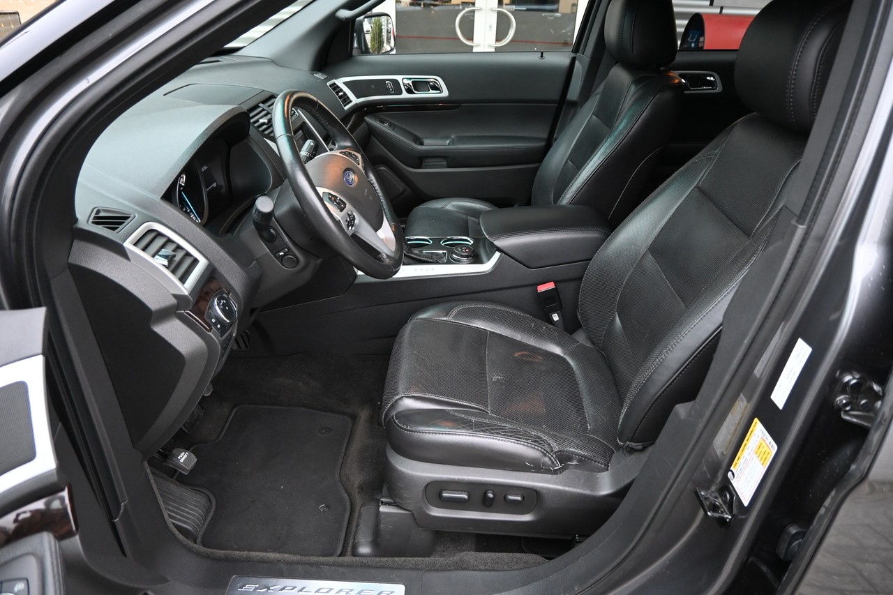 FORD Explorer Limited 3.5 V6 7.Plätzer 4X4 294PS À vendre