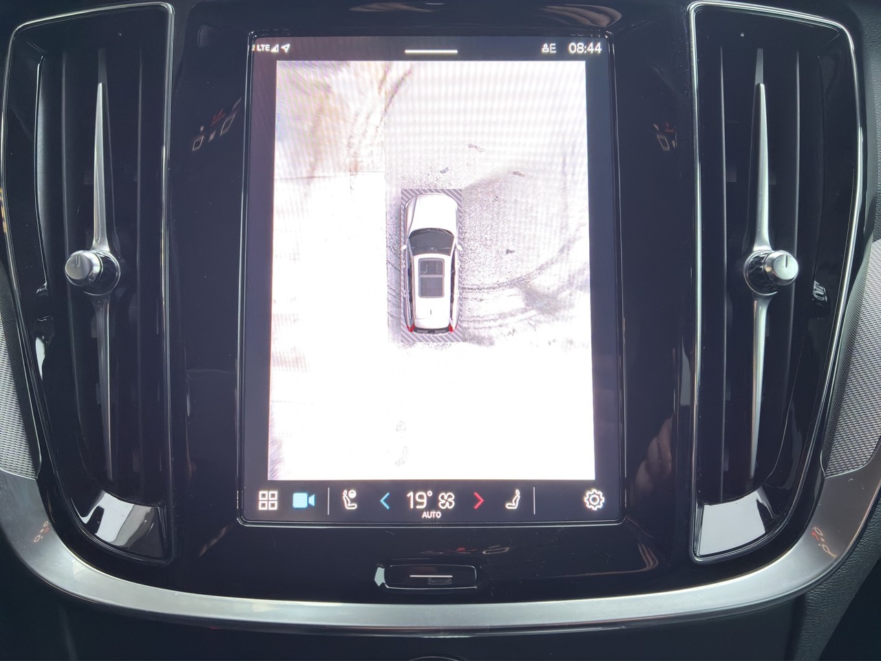 VOLVO V60 2.0 T6 TE Plus Dark eAWD Kaufen