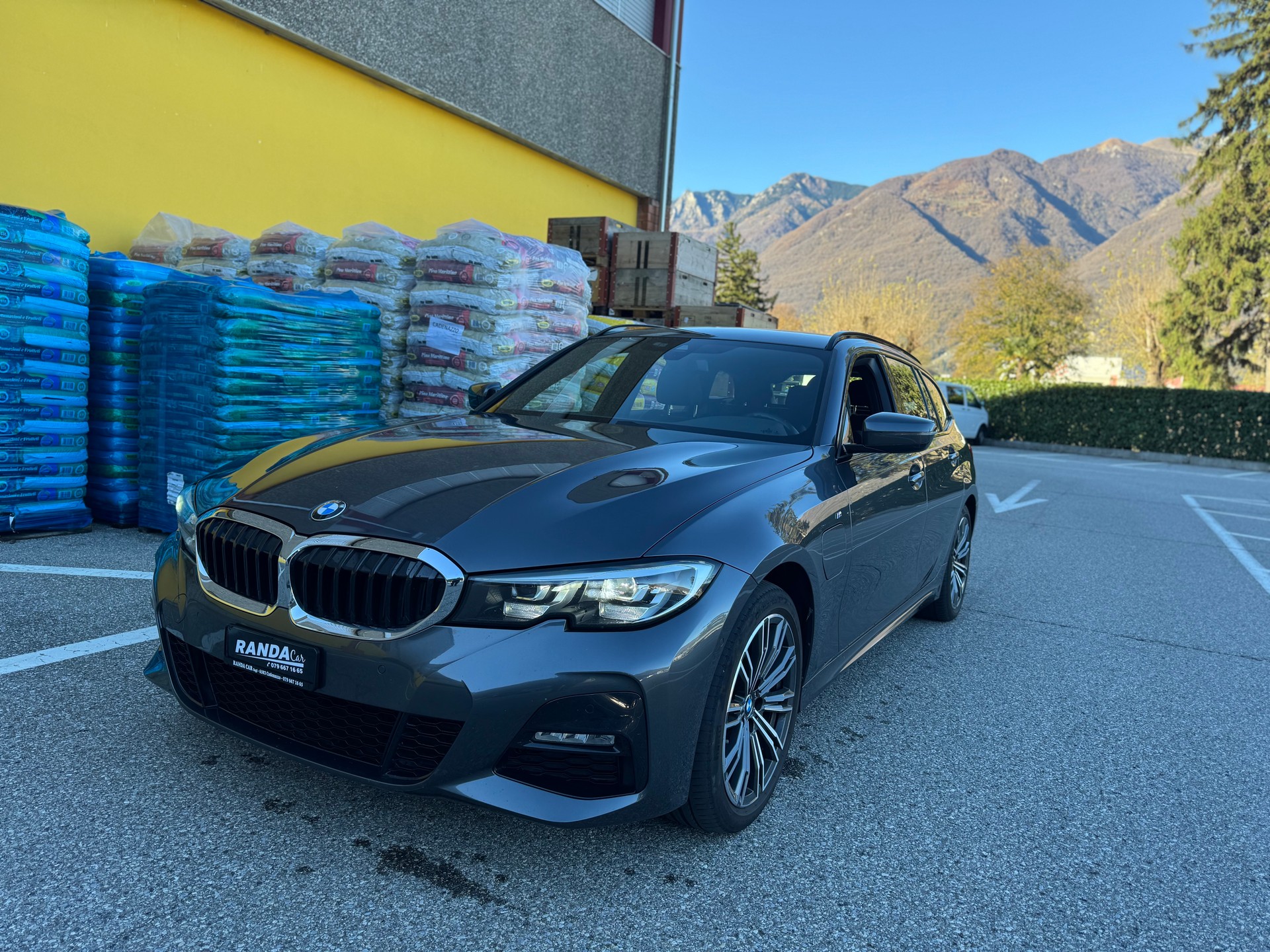 BMW 330e x DriveTouring M Sport Steptronic Kaufen