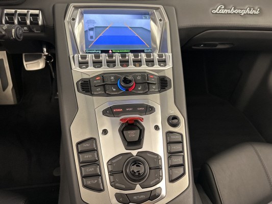 LAMBORGHINI Aventador LP700-4 Rds Kaufen