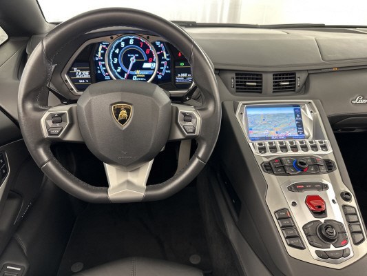 LAMBORGHINI Aventador LP700-4 Rds Kaufen