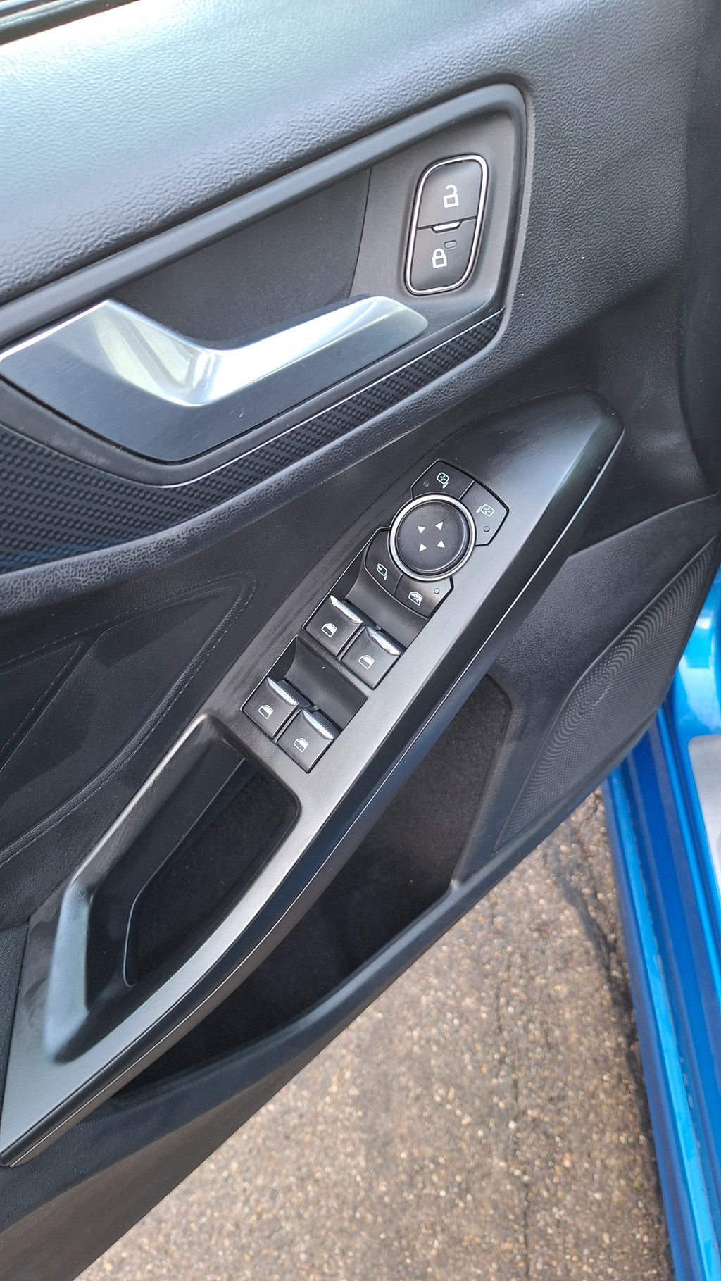 FORD Focus 1.0 SCTI ST Line, Top Auto, 1er Hand À vendre