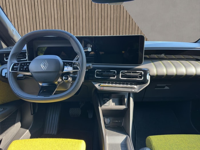 RENAULT R5 5 E-Tech Comfort Range iconic five Kaufen