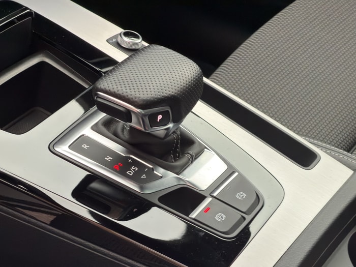 AUDI Q5 40 TDI S-line quattro S-tronic À vendre