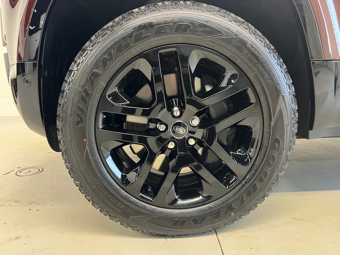 LAND ROVER Defender 130 5.0 V8 Outbound Acquistare in vendita