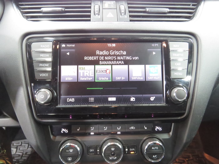 SKODA Octavia Combi 2.0 TDI Scout 4x4 DSG À vendre