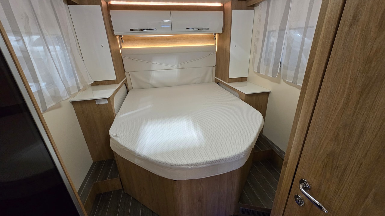 ROLLER TEAM Kronos 267 TL, Ford Transit 2.0Eco Blue 170PS Kaufen