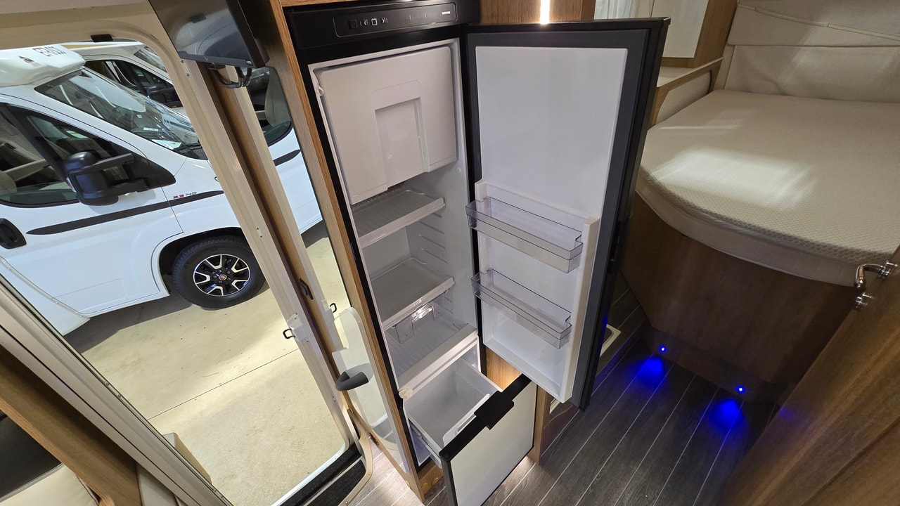 ROLLER TEAM Kronos 267 TL, Ford Transit 2.0Eco Blue 170PS Kaufen