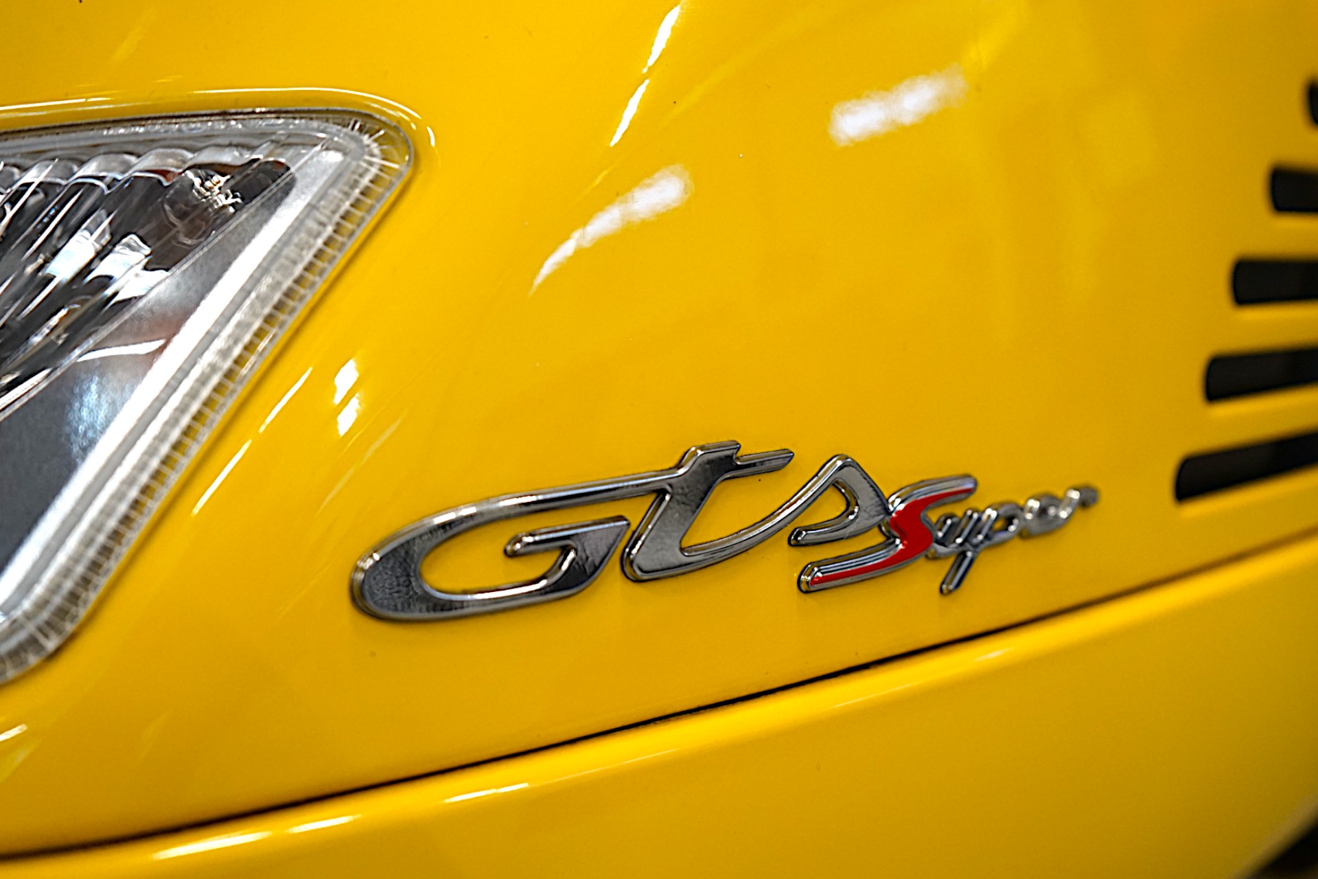 PIAGGIO Vespa GTS 300 HPE Super ABS/ASR Kaufen