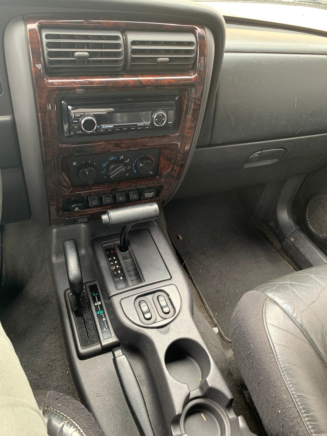 JEEP Cherokee 4.0 Limited Kaufen