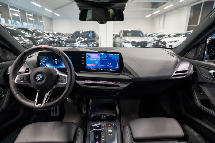 BMW M235i xDrive Gran Coupé M Sport Pro / Shadow Line / Head Up Display ...