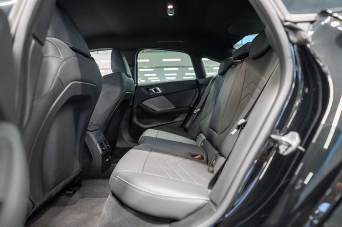 BMW M235i xDrive Gran Coupé M Sport Pro / Shadow Line / Head Up Display ...