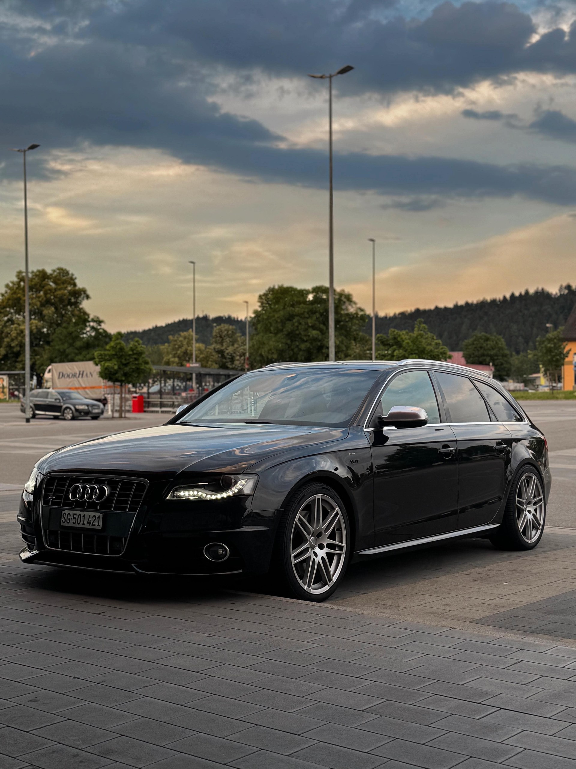 AUDI S4 Avant 3.0 TFSI quattro S-tronic (ABT TUNING) (NUR WhatsApp ...