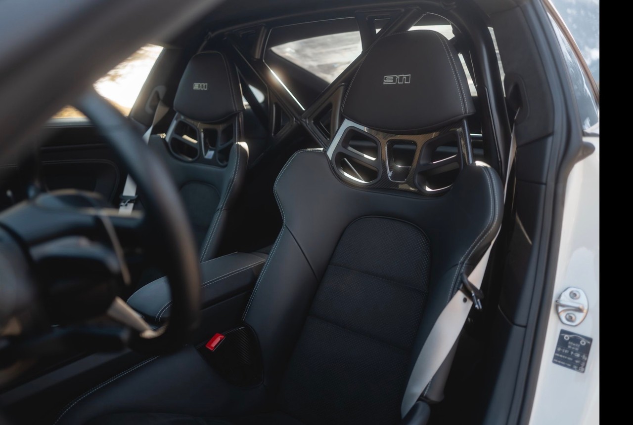 PORSCHE 911 Carrera Dakar PDK Kaufen