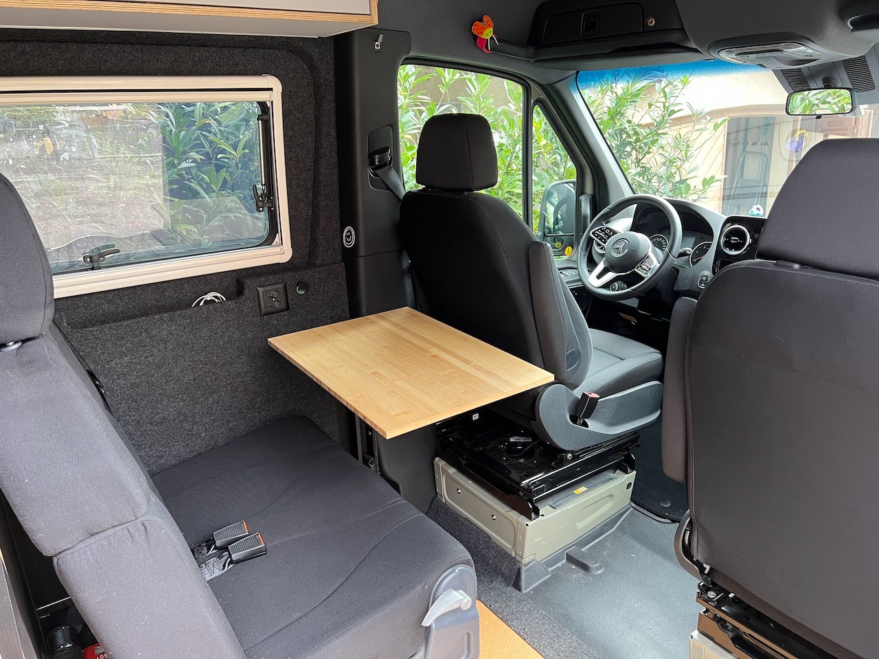 MERCEDES-BENZ Sprinter 419 CDI Standard 9G-TRONIC 4x4 Kaufen