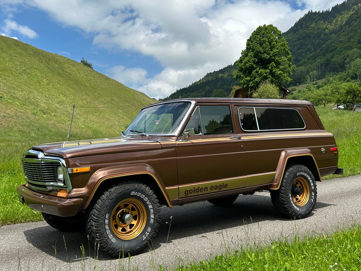JEEP Cherokee Chief 5.9 V8 Golden Eagle Kaufen