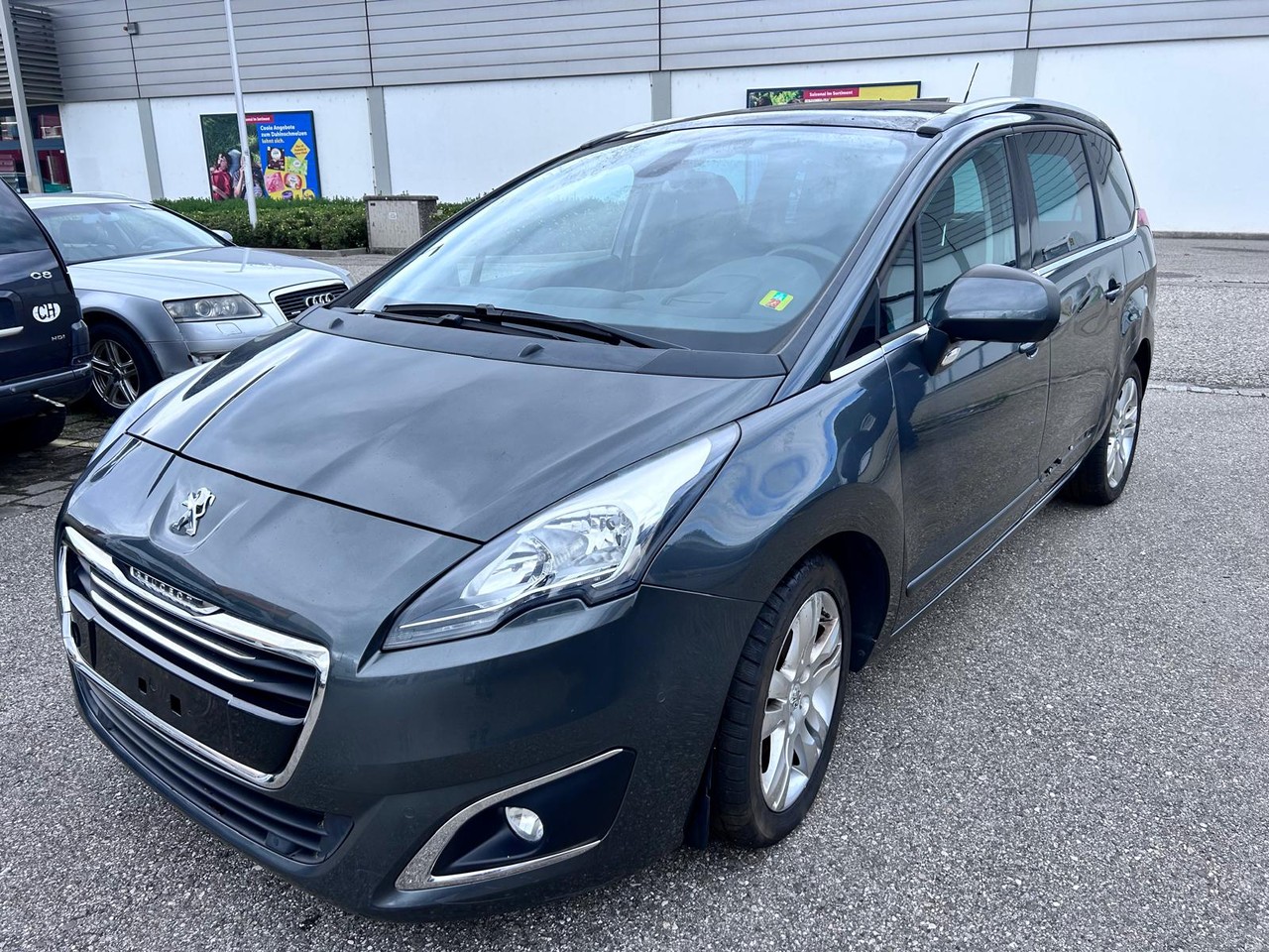 PEUGEOT 5008 1.6 16V T Allure Automatic Kaufen