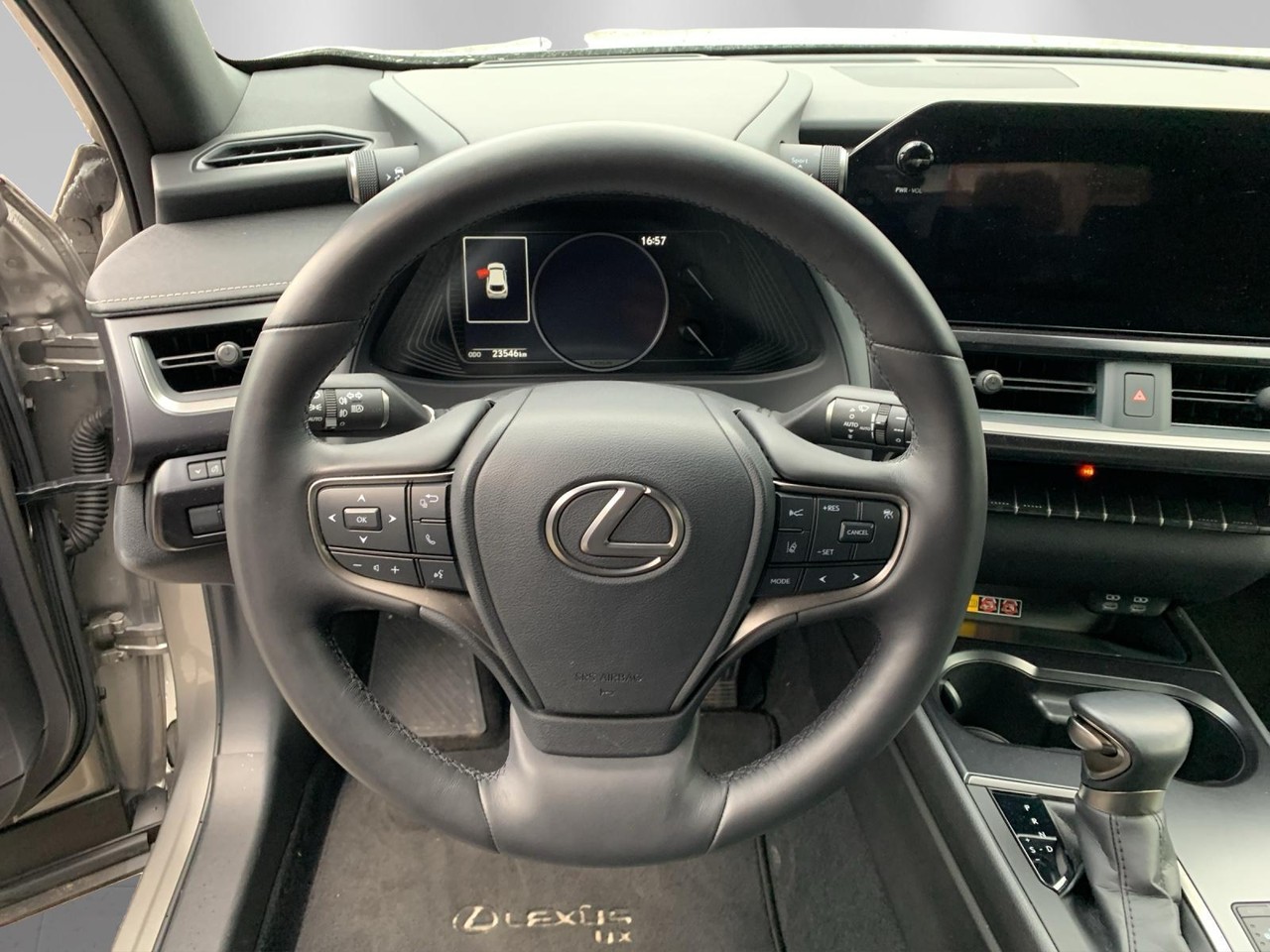 LEXUS UX 250h F-Line Kaufen