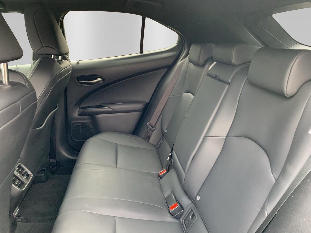 LEXUS UX 250h F-Line Kaufen