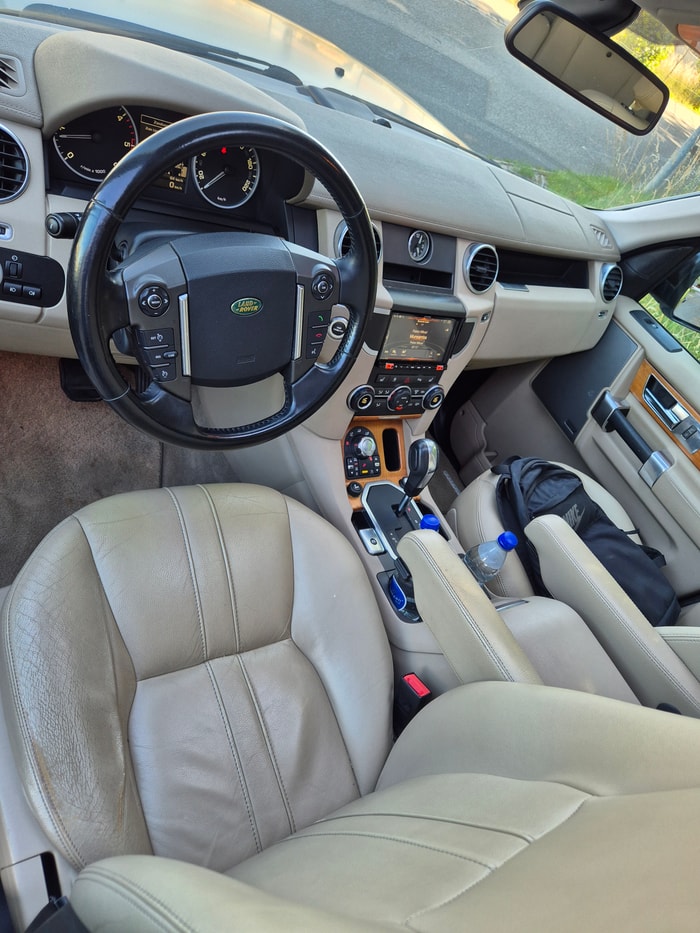 LAND ROVER Discovery 3.0 TDV6 HSE Automatic À vendre