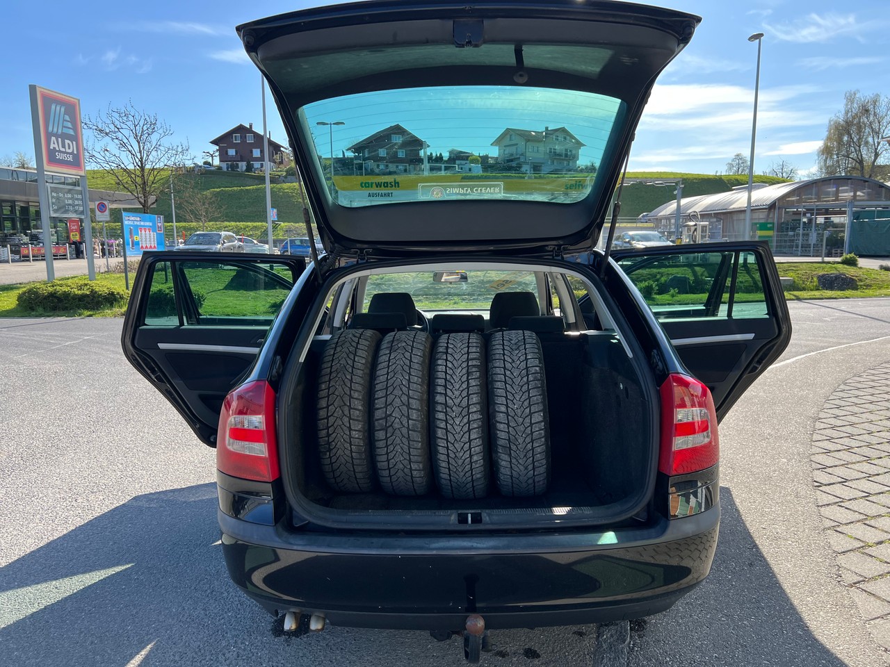 SKODA Octavia 1.9 TDI Swiss Ice Hockey 4x4 Kaufen