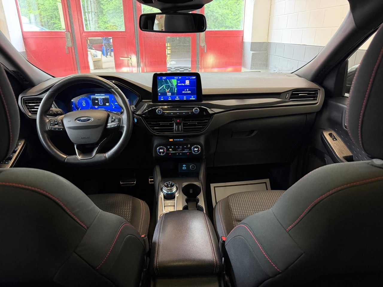 FORD Kuga 1.5 TDCi ST-Line Automat // NEU AB MFK! Kaufen